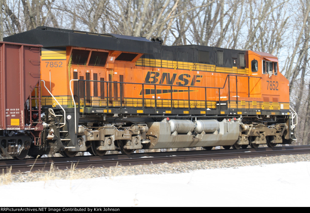 BNSF 7852